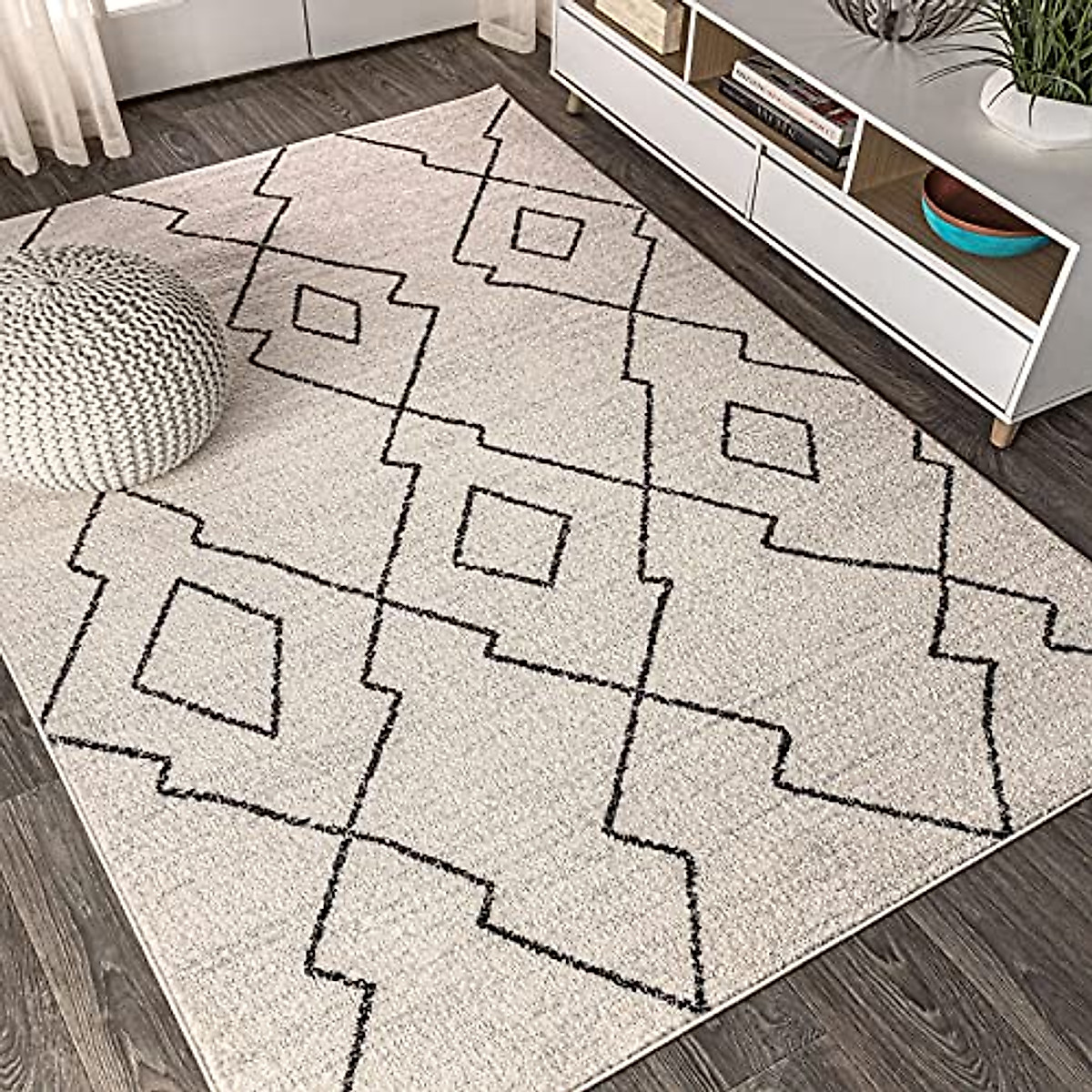 JONATHAN Y MOH202A-5 Alia Moroccan Beni Souk Indoor Farmhouse Area-Rug Bohemian Minimalistic Geometric Easy-Cleaning Bedroom Kitchen Living Room Non Shedding, 5 X 8, Cream,Black