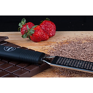 BelleGuppy Lemon Zester & Cheese Grater, Professional Zesting tool for Parmesan, Citrus, Ginger, Nutmeg, Garlic, Chocolate, Fruits, Razor-Sharp Stainless Steel Blade Protective cover, Dishwasher Save