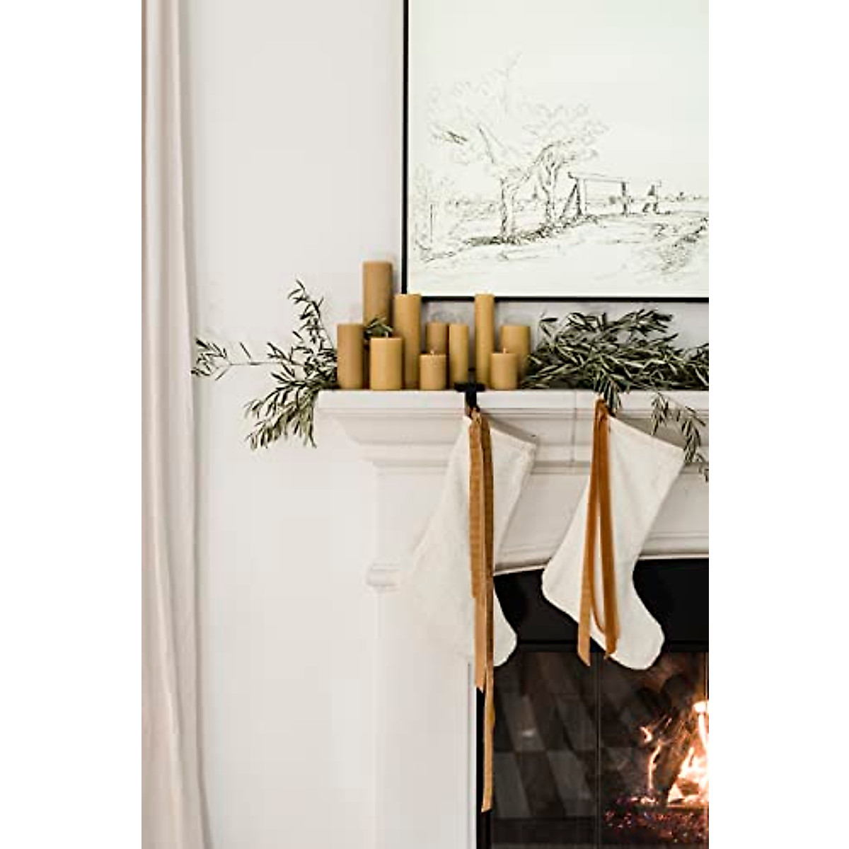 The Beeswax Co Pillar Beeswax Candle - Natural Honey Scented - Long-Lasting & Eco-Friendly - Cotton Wick - Slow Burning - Hand Poured Pure Organic Bees Wax - Short