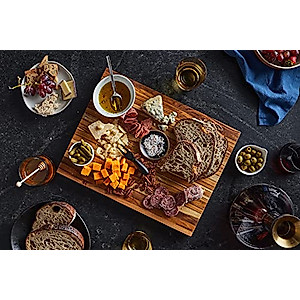 Sonder Los Angeles, Large Teak Wood Cutting Board for Kitchen with Juice Groove, Reversible Charcuterie Butcher Block 18x14x1.25 in (Gift Box Included)