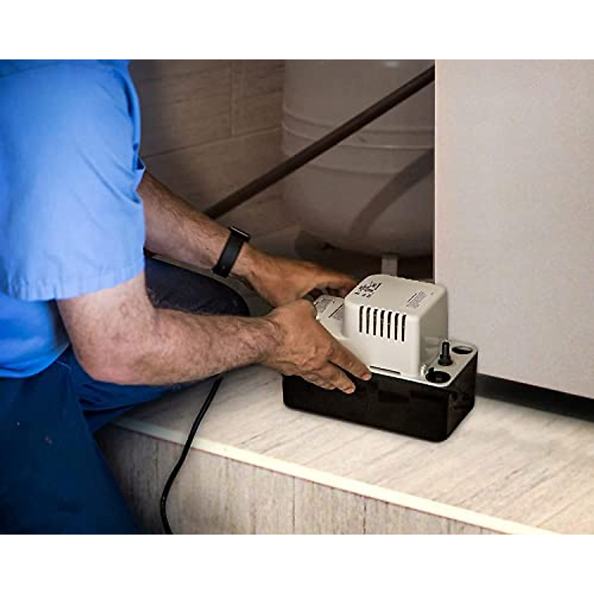 Little Giant VCMA-20ULST 115 Volt, 80 GPH, 1/30 HP Automatic Condensate Removal Pump with Safety Switch and Tubing, White/Black, 554435