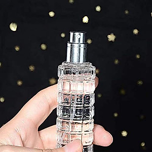 Spray Bottle, Refillable Bottle, Travel Portable Perfume Atomizer Skin Care Tool, Empty Sample Vials Dispenser, Transparent Cosmetic Container(Gold)