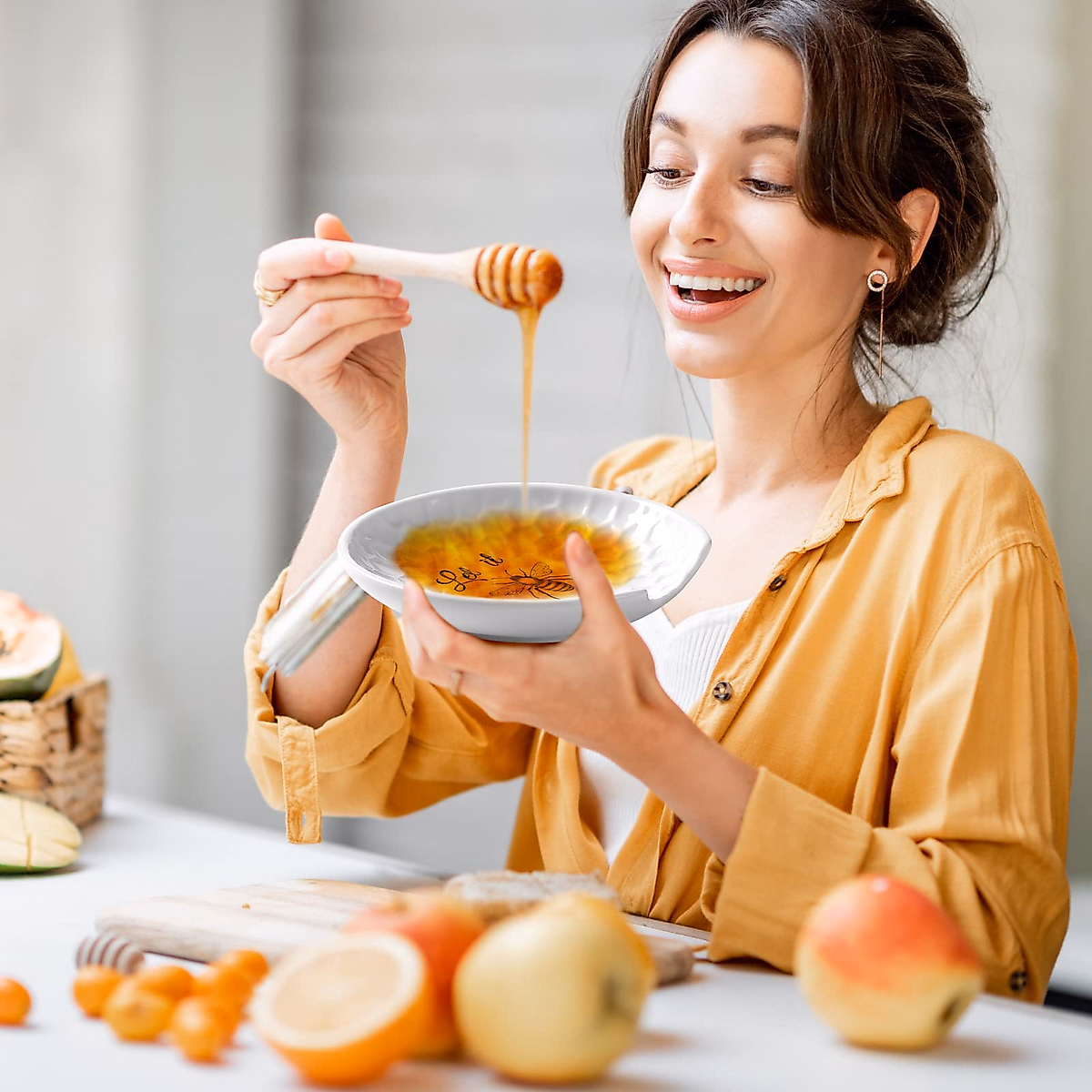 2 Pcs Bee Ceramic Spoon Rest and Bee Kitchen Towel Set Bee Kitchen Decor Set 5'' Bee Theme Spoon Holder Absorbent Tea Towels 16 x 24'' Honeycomb Dish Towels Kitchen Utensil Rest for Honey Bee Gift