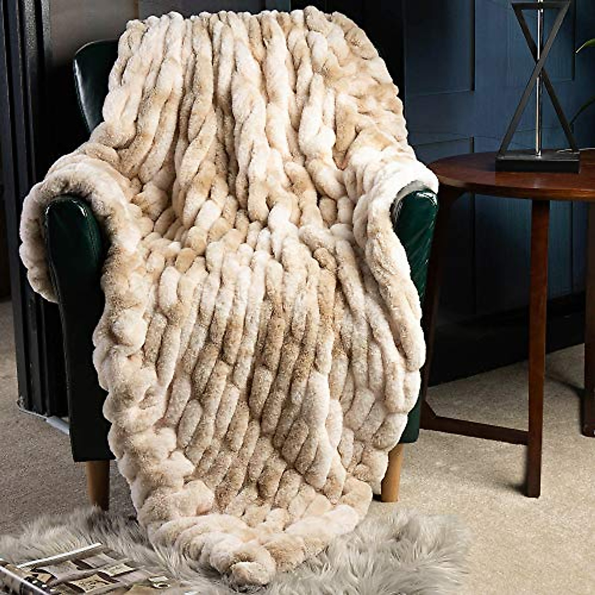 Super Soft Faux Fur Throw Blanket- Royal Luxury Cozy Plush Blanket use for Couch Sofa Bed Chair, Reversible Fuzzy Faux Fur Velvet Blanket 50 Inch x 60 Inch (Beige)