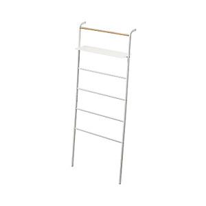 YAMAZAKI home Tower Leaning Ladder With Shelf White