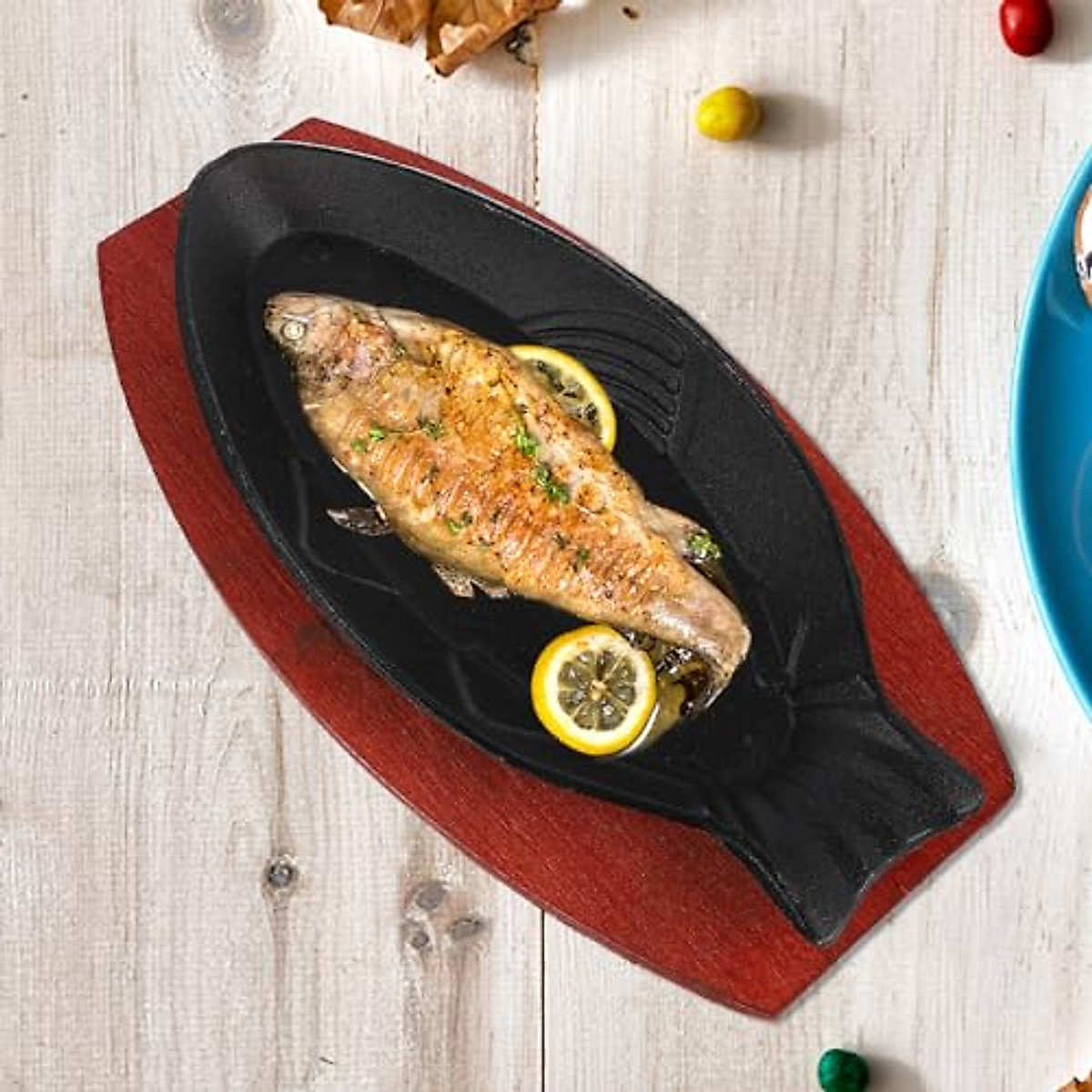 Angoily Small Cast Iron Skillet with Wooden Base, Creative Fish-Shaped Japanese Steak Plate Set for Restaurant Kitchen Cooking Pan Grilling Meats (12.18 X 5.5 X 0.98 inch)