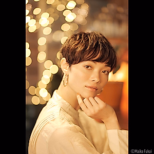 Panasonic LUMIX S5II Mirrorless Camera (DC-S5M2KK) with LUMIX S Series 85mm F1.8 L Mount Interchangeable Lens (S-S85)