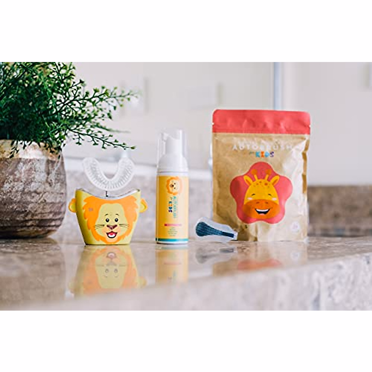 AutoBrush for Kids Strawberry Flavored Dental Flossers, First Nano-hAp (Nano Hydroxyapatite) Infused Floss Picks (1 Pack)