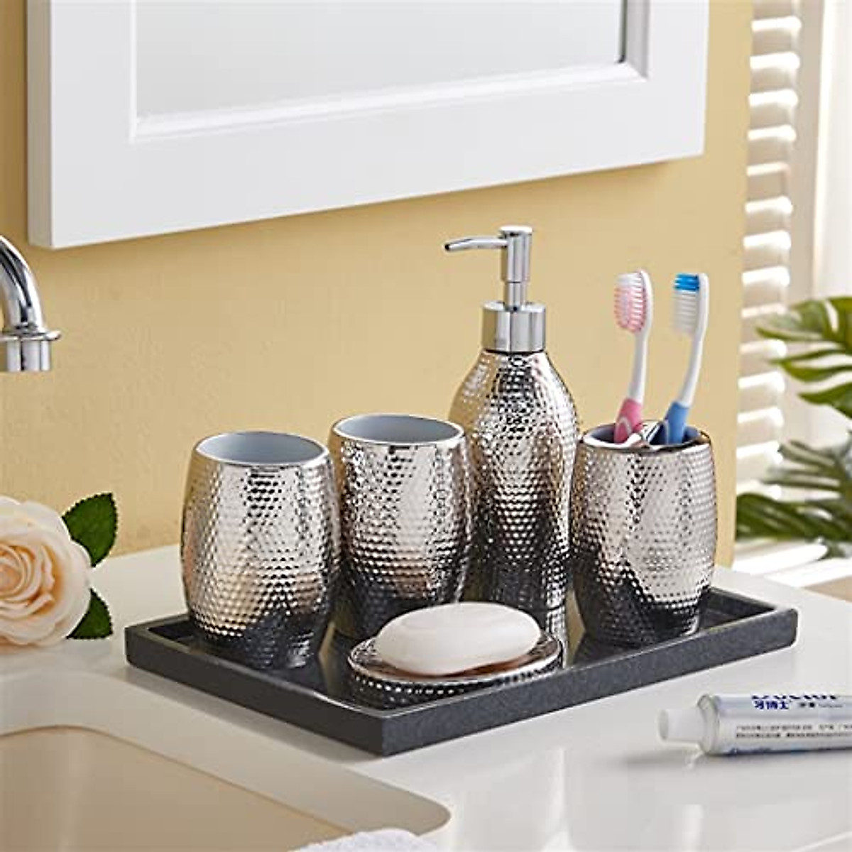 BKDFD European Toilet Supplies Bathroom Gold Wash Set Tooth Cup Set Silver Couple Bathroom Set