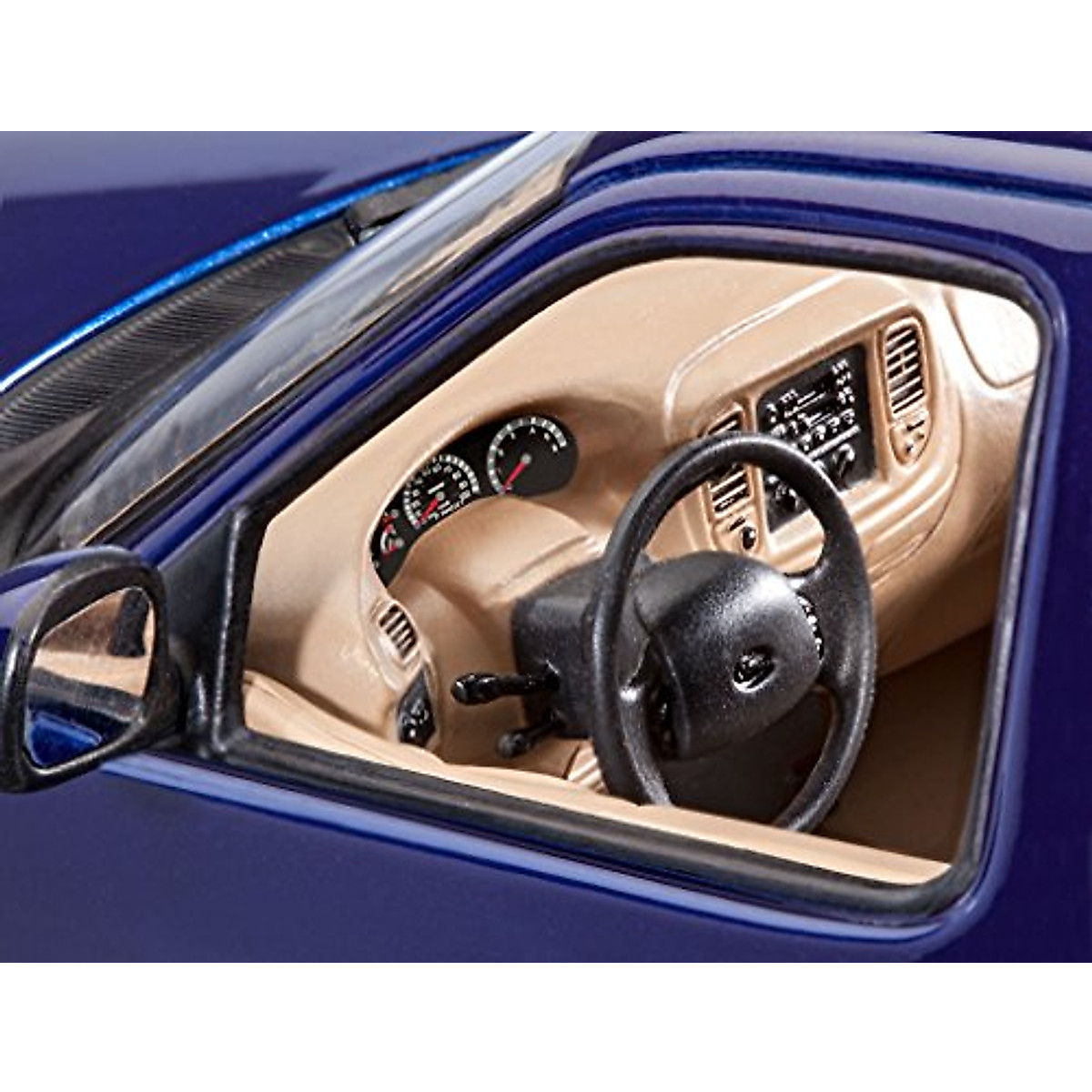 Revell RV07045 Ford F-150 XLT 1997 Model Kit 1:25 Scale