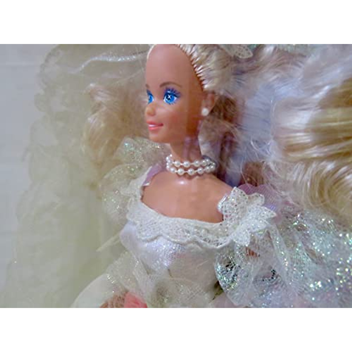 Barbie - Dream Bride Barbie Doll - Wedding Romance in Satin + Lace! - 1991 Mattel