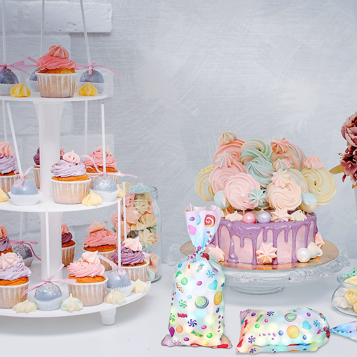 Outus 100 Pieces Cellophane Treat Bags Candy Bags Cand Lollipop Pattern Cello Bags with 150 Pieces Silvery Twist Ties for Chocolate Candy Snacks Cookies Birthday Party Favors, 11 x 5 Inches