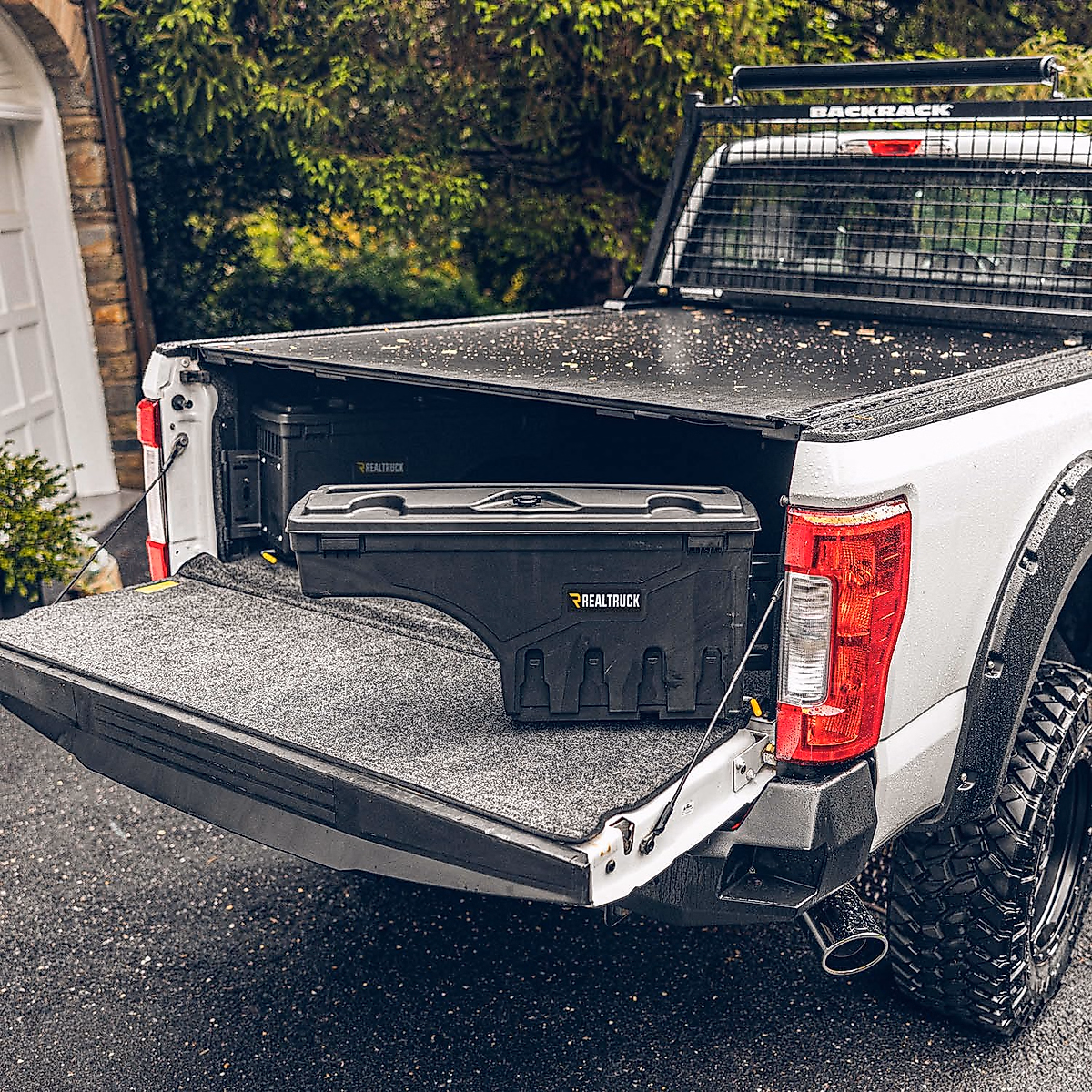 UnderCover SwingCase Truck Bed Storage Box | SC200D | Fits 1999 - 2016 Ford F-250/350 Super Duty Drivers Side