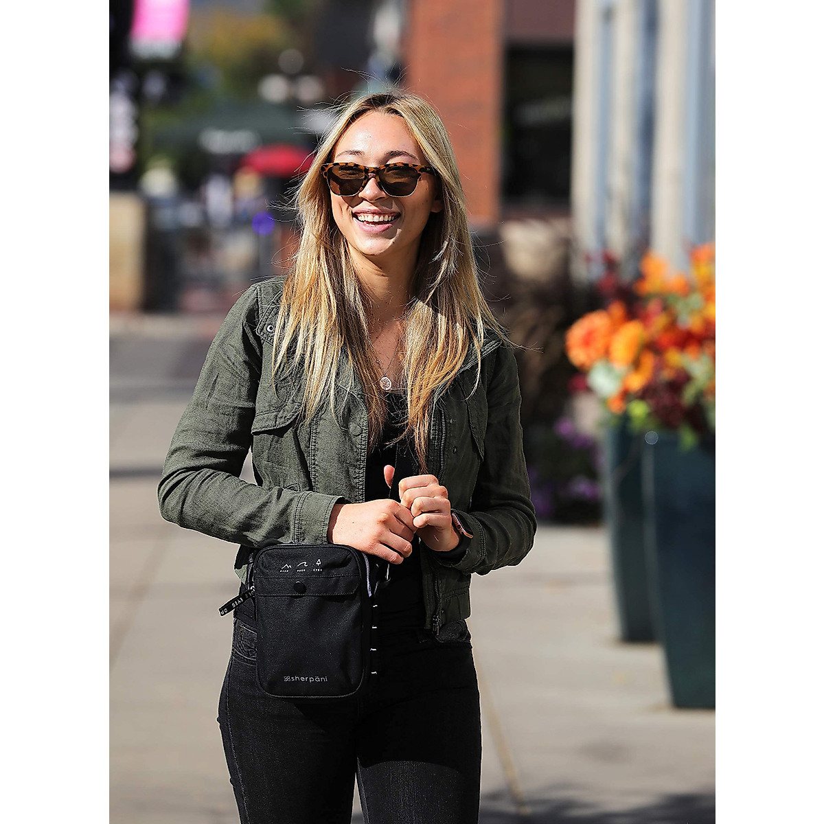 Sherpani Suki, Nylon Crossbody Purse with Coin Purse, Small Crossbody Bag, Cross Body Bag, Christmas Gifts, Purses for Women (Black)