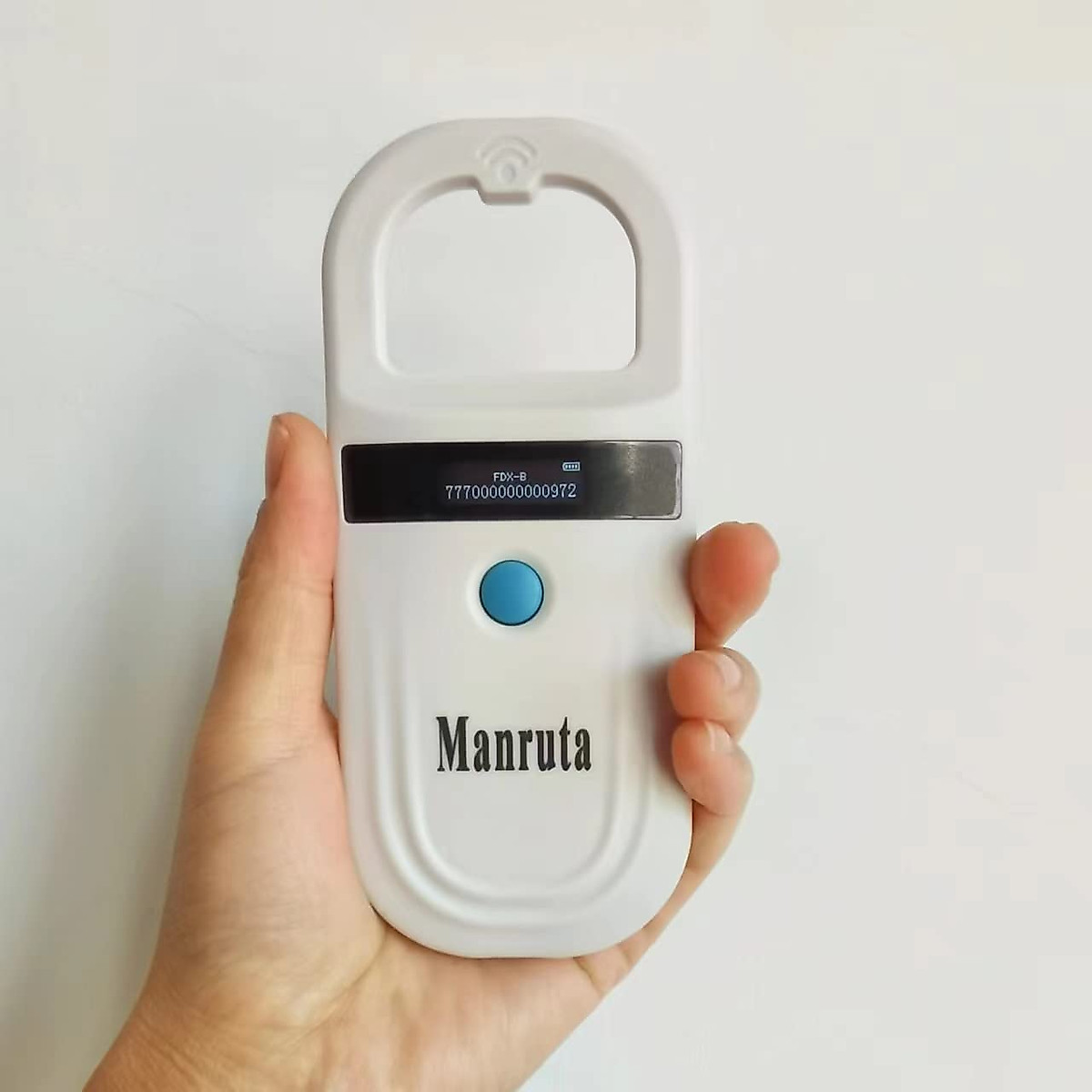 Manruta Pet ID Microchip Scanner and Reader Portable for Dogs and Cats ,134.2khz FDX-B ISO 11784/11785 with Microchip Collar Tag Gift