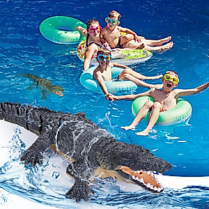 GearRoot Remote Control Crocodile Boat Toy 1:18 Scale High Simulation RC Crocodile for Swimming Pool Bathroom Great Gift RC Boat Alligator Toys for 6+ Year Old Boys and Girls