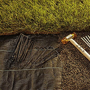 GardenMate 100-Pack 6'' 11 Gauge Heavy-Duty U-Shaped Garden Securing Stakes/Spikes/Pins/Pegs - Sod Staples for Anchoring Landscape Fabric