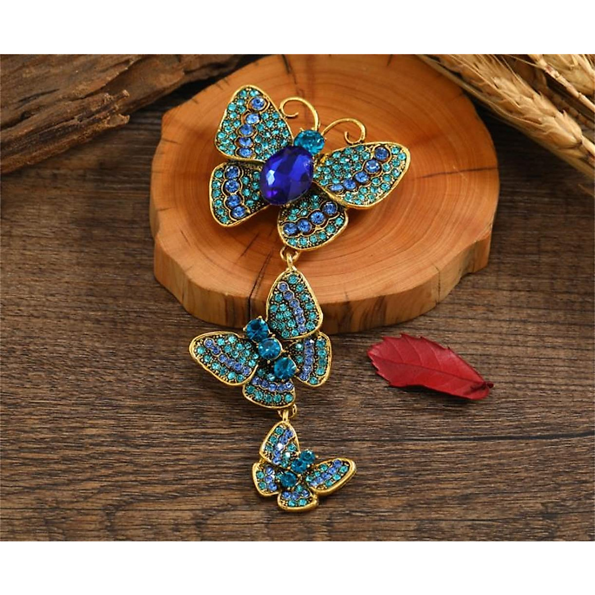 ulricar Crystal Rhinestone Butterfly Brooches For Women Pretty 3 Butterfly Insects Party Casual Brooch Lapel Pins Elegant Dress Accessories Wedding Christmas Birthday Jewelry Gift,Blue