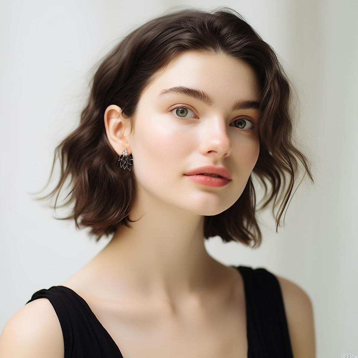 Black Rhinestone Stud Earrings for Women Small Dainty Crystal Cluster Drop Earrings for Girls Cute Costume Jewelry for Bridal Wedding Party Gift