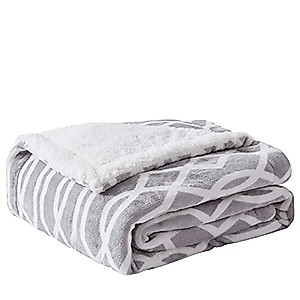 SEMECH Sherpa Throw Blanket Throw Size, Sherpa Fleece Throw Blanket Lightweight, Reversible Sherpa Blanket Machine Washable, 50" x 60", Light Gray