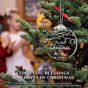 Weddding Gifts for Couple, Bridal Shower Gift 2023 Our First Christmas as Mr and Mrs Ornament, Glass First Christmas Married Ornaments, Christmas Tree Decoration, Newlywed Keepsake Gifts