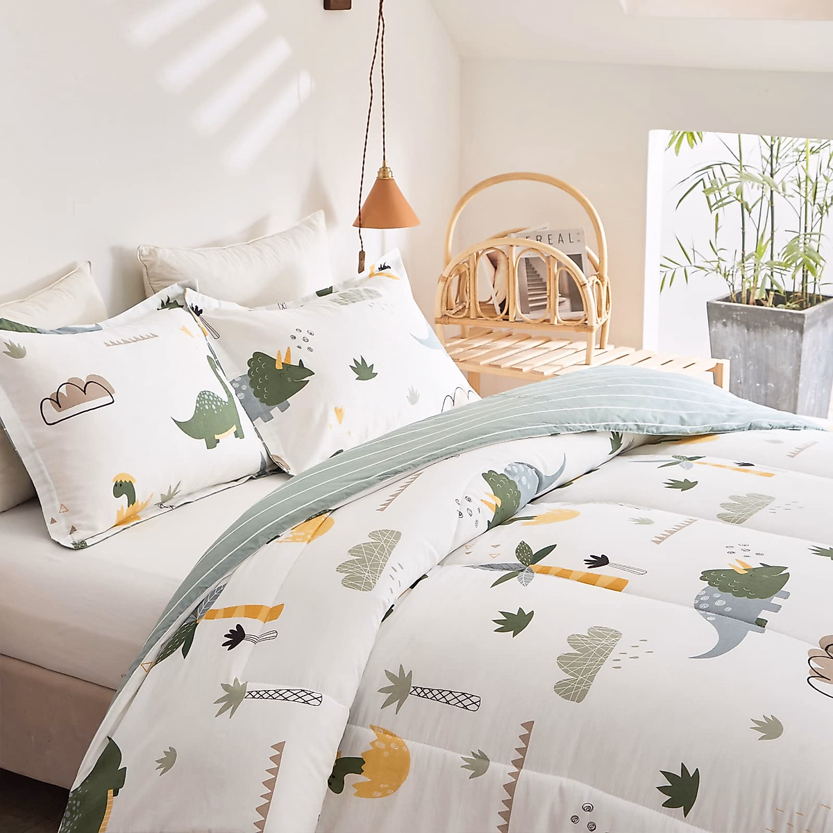 Joyreap Dinosaur Kids Cotton Comforter Set for Boys Girls, Twin Size 3pcs Cotton Bedding Comforter, Fresh Green Dinosaurs on White Design, Skin-Friendly Breathable for All Season- 68x88 inches
