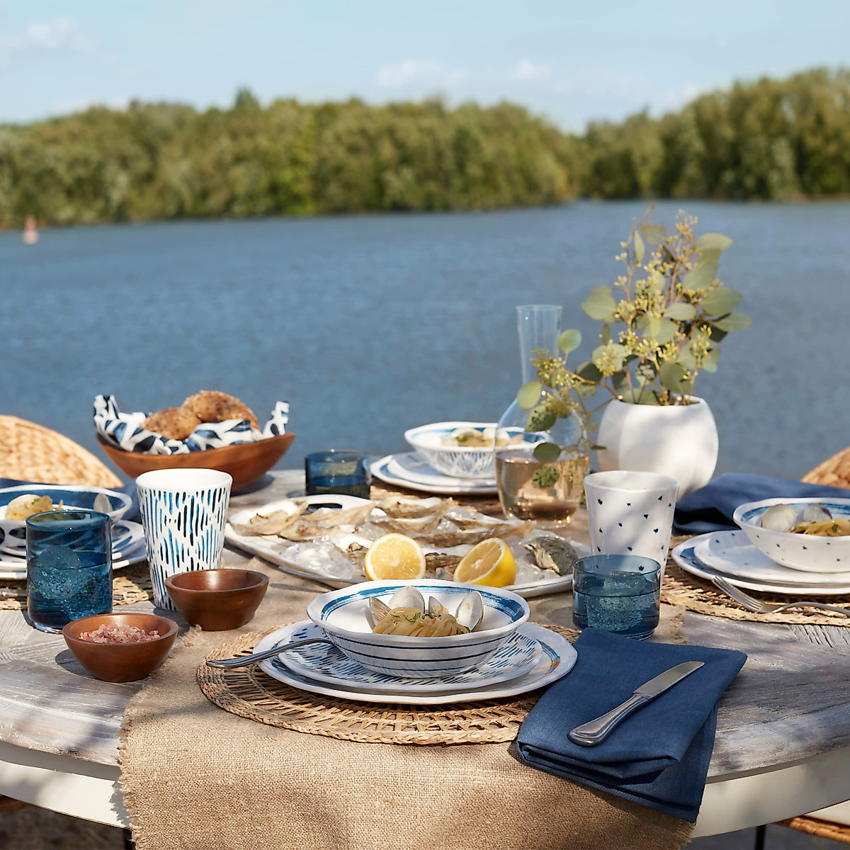 Lenox Blue Bay Melamine 20-Piece Dinnerware Set, 13.35 LB, 0
