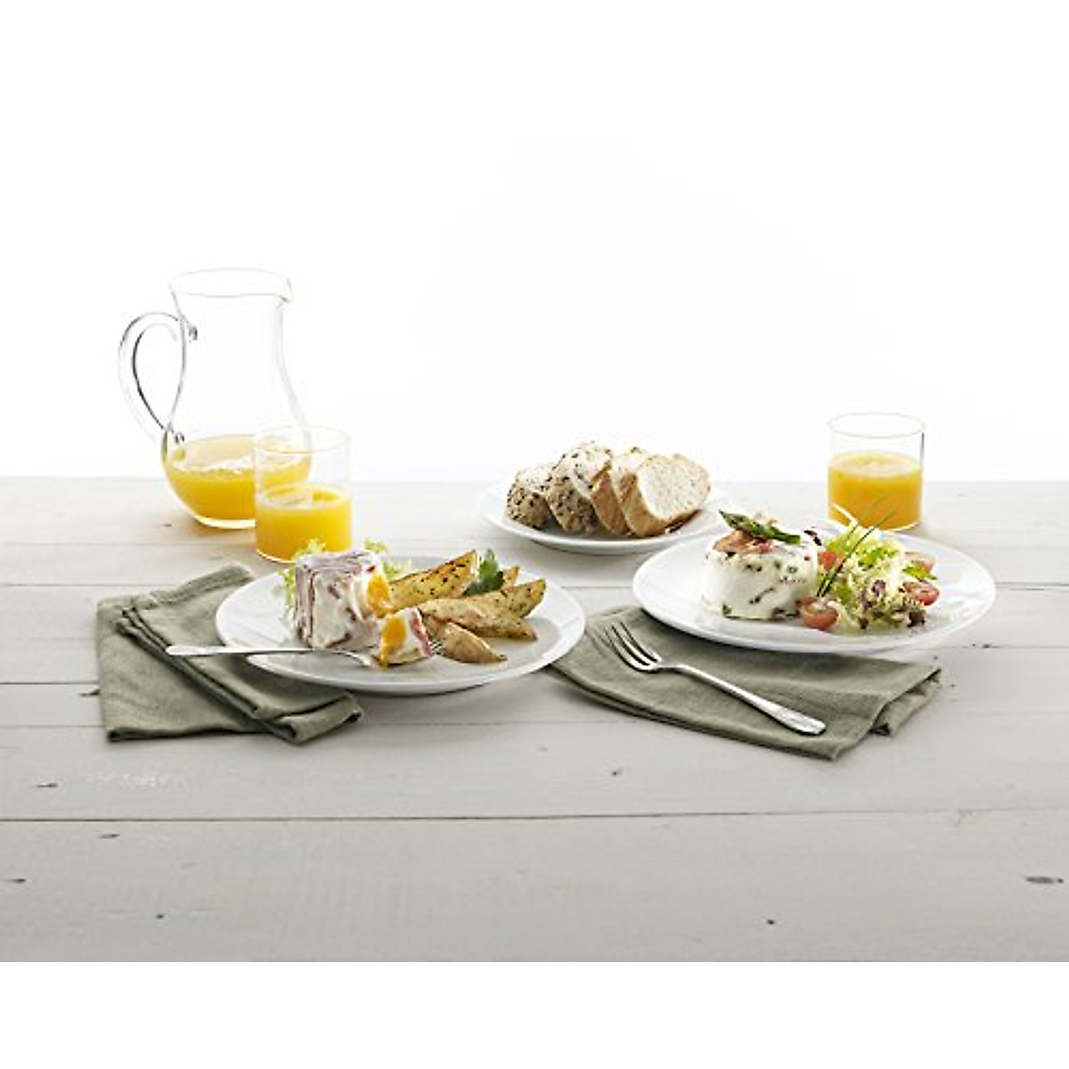 Lekue Ovo Egg Cooker Kit of 1 Square Egg Mold and 1 Round Egg Mold (Set of 2), Red (3402400SURU008)