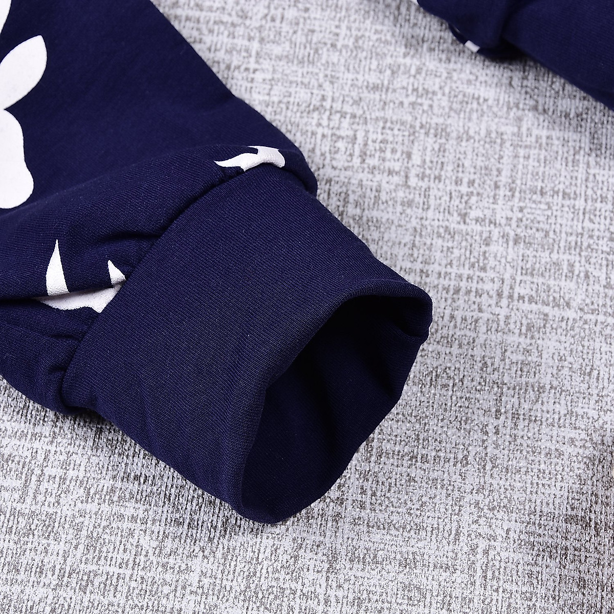 2PCs Baby Deer Print Hoodies with Pocket Top + Striped Long Pants Autumn Outfit Set (6-12M(Tag80), Grey&Dark Blue)