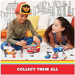Disney Junior Firebuds, Violet and Axl, Action Figure and Ambulance Toy with Interactive Eye Movement, Kids Toys for Boys and Girls Ages 3 and up