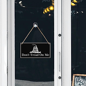 Dont Tread on Me Garden Sign Decorative Wood Sign Home Decor,Wall Art，6 inch by 12 inch Hanging Sign