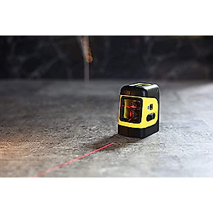 Firecore F112R Self-Leveling Horizontal/Vertical Cross-Line Laser Level with Magnetic Bracket