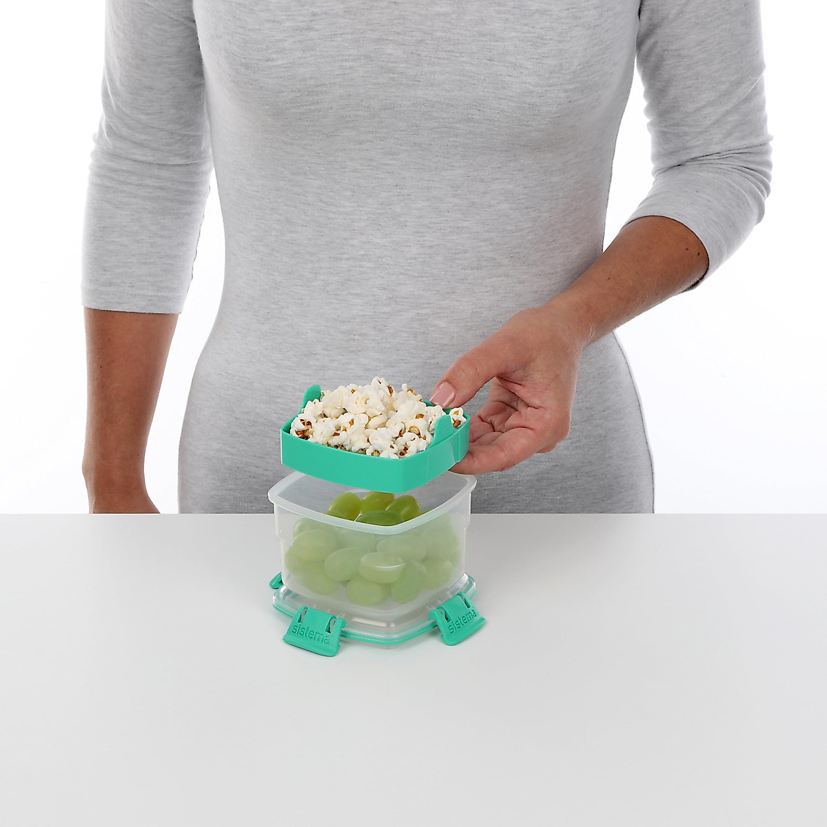 Sistema To Go Collection, 13.5 oz./0.4 L, Portable Snack Container with Separate Compartments, Flexible Seal & Easy-Lock Clips, BPA & Phthalate Free, Color May Vary