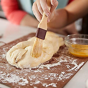 4 Pieces Pastry Brushes Basting Oil Brush with Boar Bristles and Beech Hardwood Handles Barbecue Oil Brush for Spreading Butter Cooking Baking Brush (1 Inch, 1 1/2 Inch)