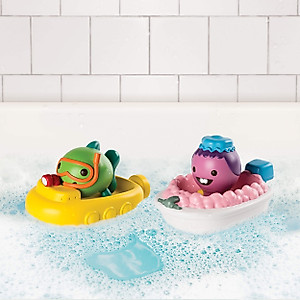 Sago Mini, Dennis’ Bathtub Squirter & Boat Floatie, Bpa & Mold Free Easy Clean Bath Toys, for Ages 1 & Up, Multicolor