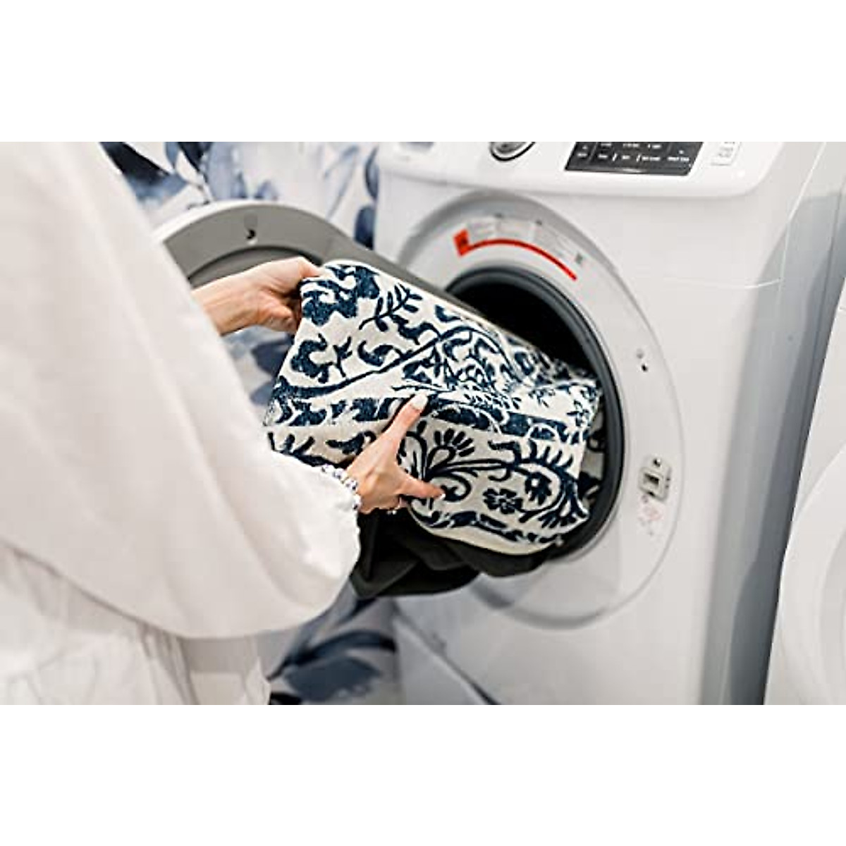 RUGGABLE Zinnia Washable Rug - Perfect Boho Area Rug for Living Room Bedroom Kitchen - Pet & Child Friendly - Stain & Water Resistant - Blue 3'x5' (Standard Pad)