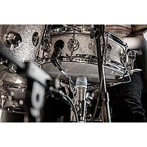 Shure BETA 57A Instrument Microphone - Supercardioid Dynamic Mic for Vocal and Instrumental Applications with High Output Neodymium Element, Durable Steel Mesh Grille and Shock Mount