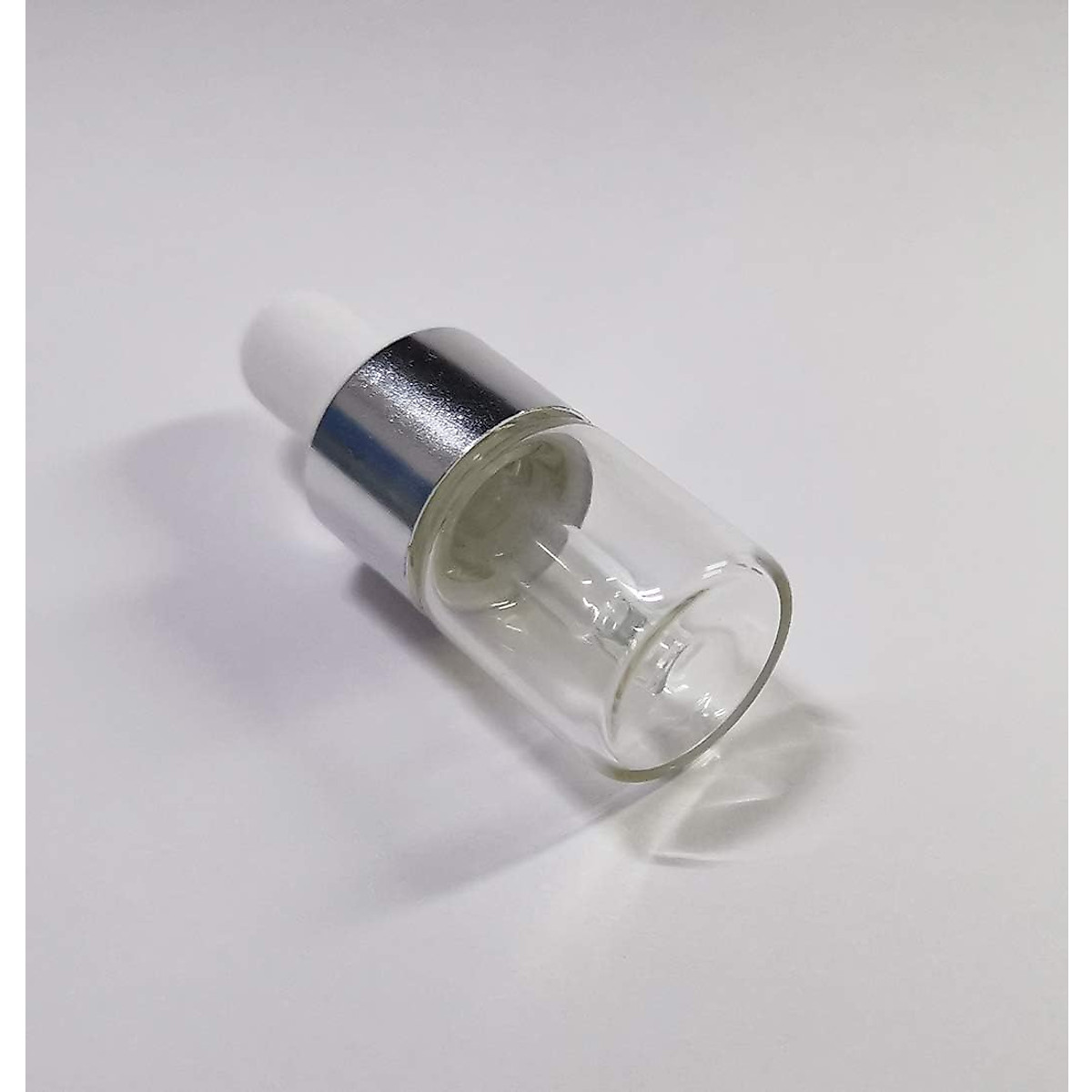 ZbFwmx 50 Pcs Mini Glass Dropper Bottle Lab Dropping Bottles Essential Oil Dropper Bottles Cosmetic Sample Vials Dropping Sample Containers Eye Dropper Dispenser (Silver-Clear, 1ML)