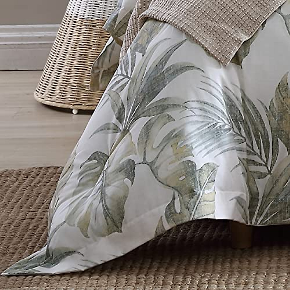 Tommy Bahama - Queen Comforter Set, Reversible Cotton Bedding with Matching Shams, Medium Weight Home Decor for All Seasons (Waimea Bay Green, Queen)