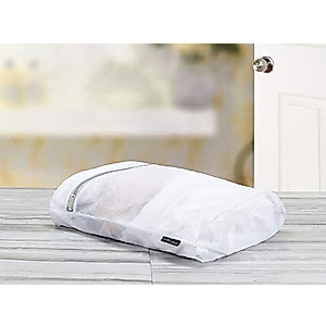 Laura Ashley Large Laundry Delicates with Zipper Closure to Protect Clothes Mesh Wash Bag, Clear