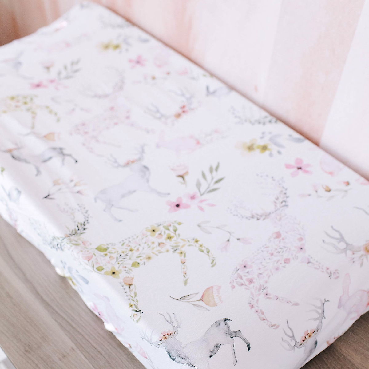 Oilo Changing Pad Cover, Breathable 100% Turkish Cotton Fitted Jersey, 300 Thread Count, Machine Washable, Fits Standard Changing Pads (32" x 16"), Girl, Boy, & Neutral Nursery Design, Fawn