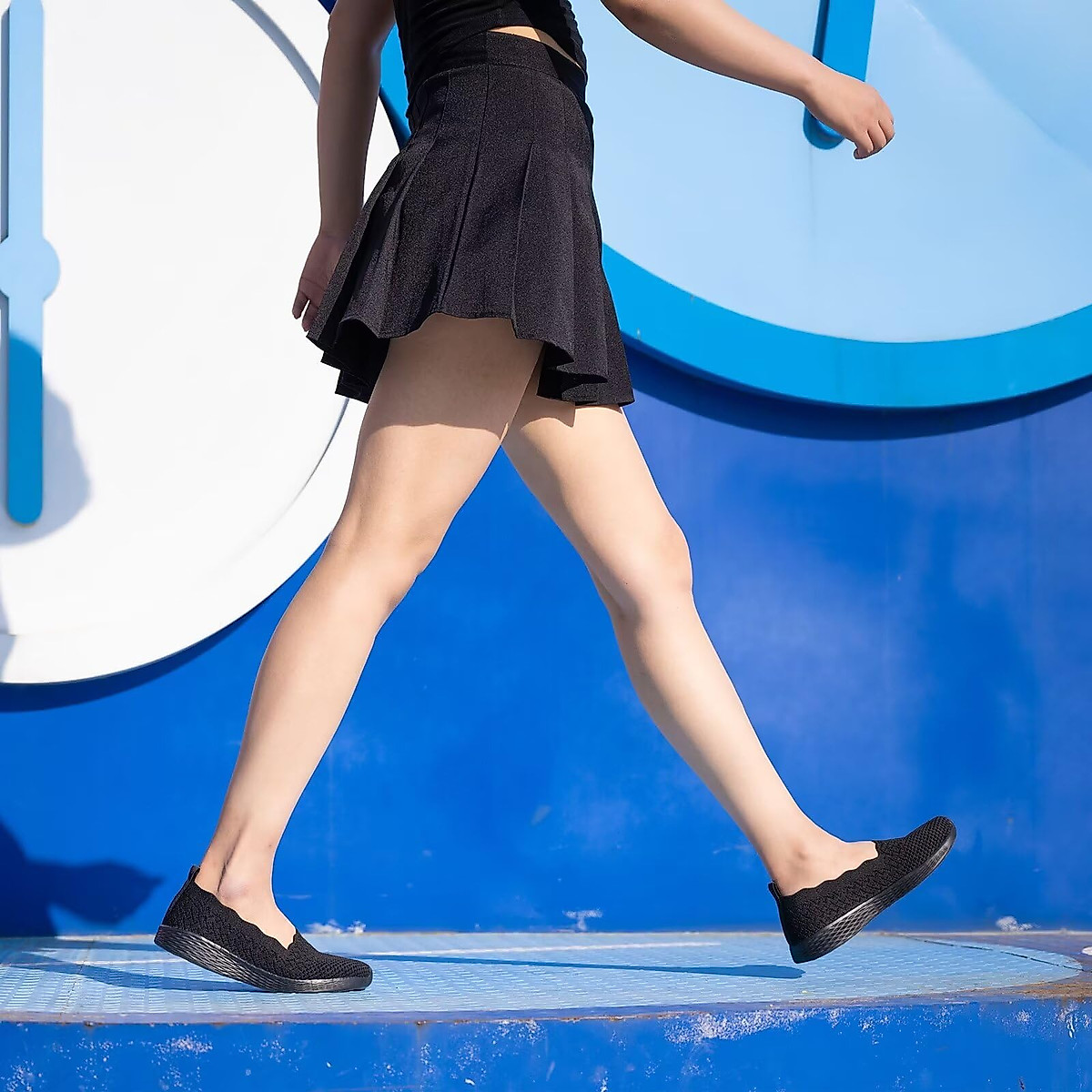 Puxowe Women's Slip on Wide Walking Flat Shoes-Comfortable Low-Top Knit Width Loafer Sneaker All BlackSize 8 US