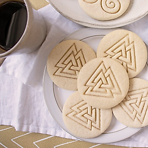 Nordic Runes - Valknut cookie cutter, 1 piece - Bakerlogy