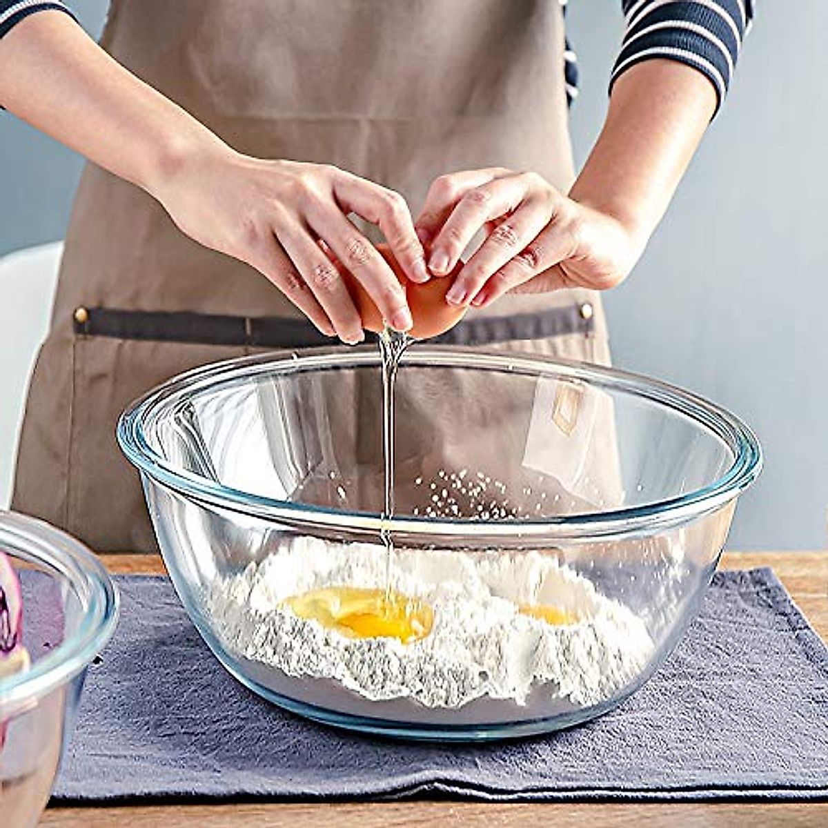 M MCIRCO Glass Salad Bowls with Lids-14-Piece Set, Salad Bowls with Lids, Space Saving Nesting Bowls - for Meal Prep, Food Storage, Serving Bowls -Glass bowl For Cooking, Baking