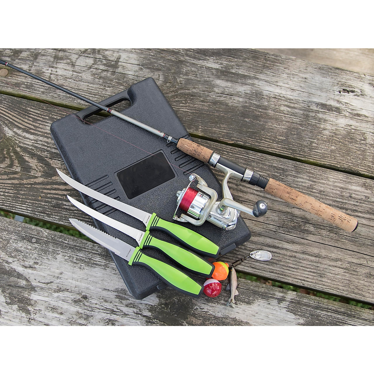 Sarge Knives SK-130 Fishing Kit with 6-Inch and 7-1/2-Inch Fillet knives, 4-3/4-Inch Blade Serrated Knife, Sharpener, Cutting Board and Carrying Case