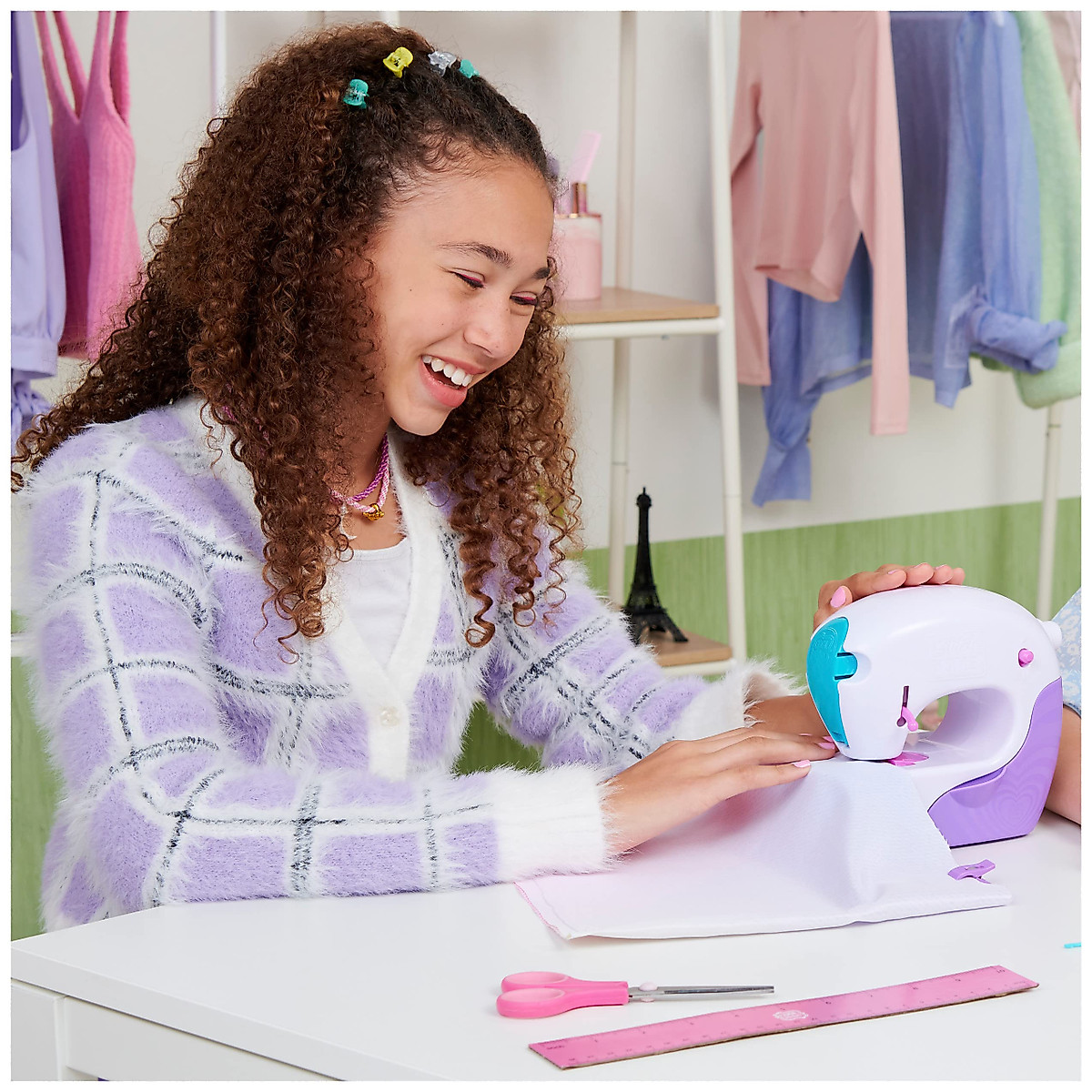 Cool Maker, Stitch ‘N Style Fashion Studio, Pre-Threaded Sewing Machine Toy with Fabric and Water Transfer Prints, Arts & Crafts Kids Toys for Girls