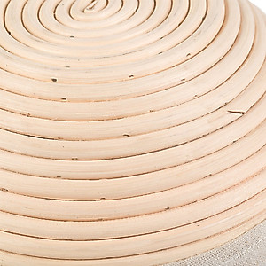 9 Inch Round Banneton Bread Proofing Basket with Bakers Couche Proofing Flax Cloth 2 Pcs Set