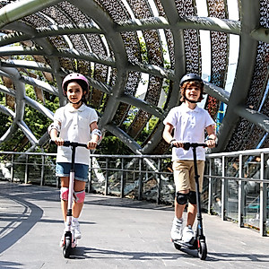 Caroma Electric Scooter for Kids Ages 8-12, Max 7 Miles Range and 10 Mph Max Speed, Colorful Rainbow Light, UL2272 Certification, Lightweight Electric Kick Scooter for Kids Boy Girl (Blue)