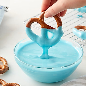 Wilton Blue Candy Melts Candy, 12 oz, Pack of 6