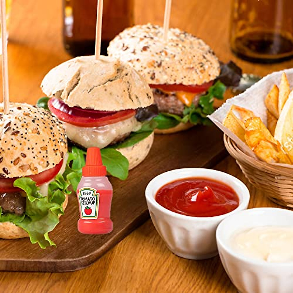 WXOIEOD 4 Pieces Mini Ketchup Bottle for Bento Box Accessories, 25ml Condiment Squeeze Bottles Empty Plastic Salad Dressing Container Tomato Ketchup Condiments Squirt Squeezable Jar for Sauces Syrup